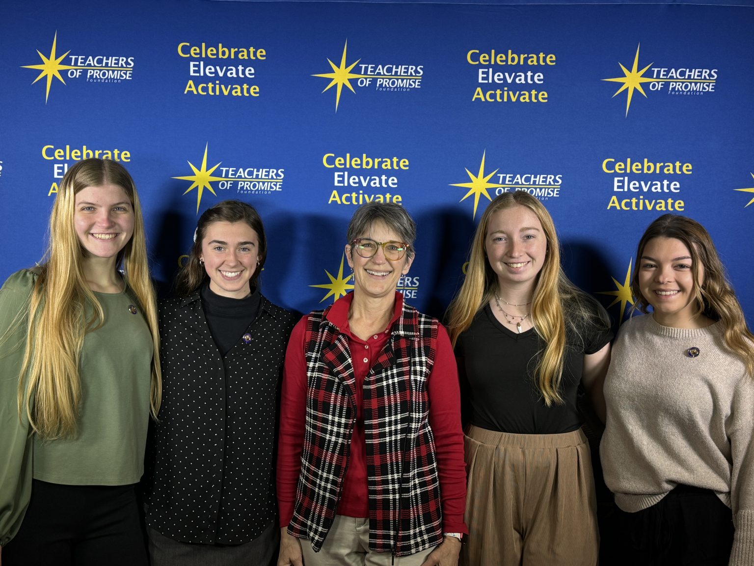 Six EMU students named Teachers of Promise | Mennonite Education Agency