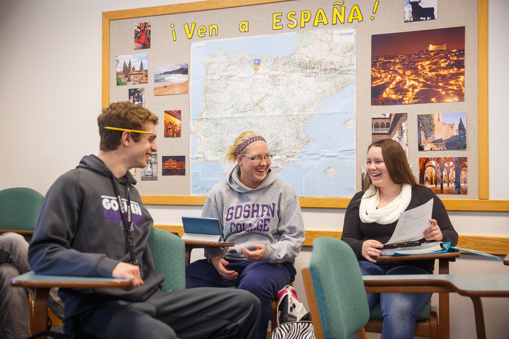 Goshen College to offer evening Spanish classes for adults | Mennonite ...